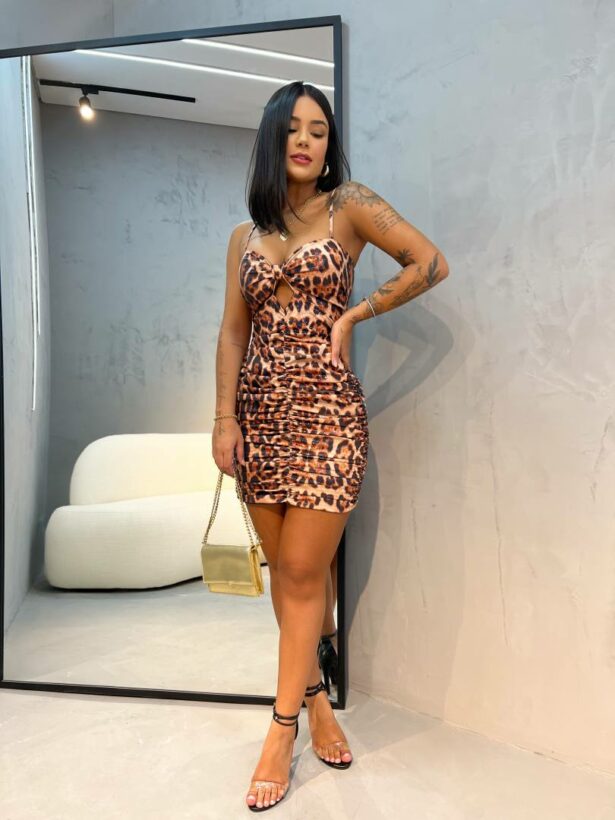 Vestido Midi Com Uma Manga Mara - Closet