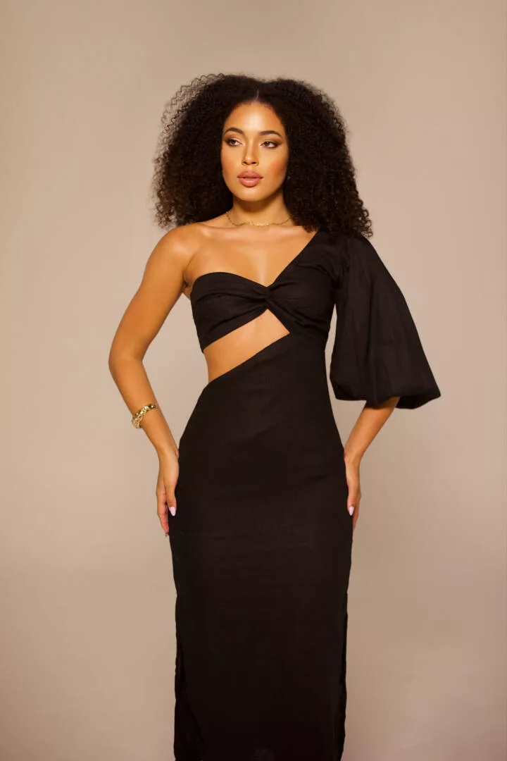 Vestido Midi Com Uma Manga Mara - Closet Feminino